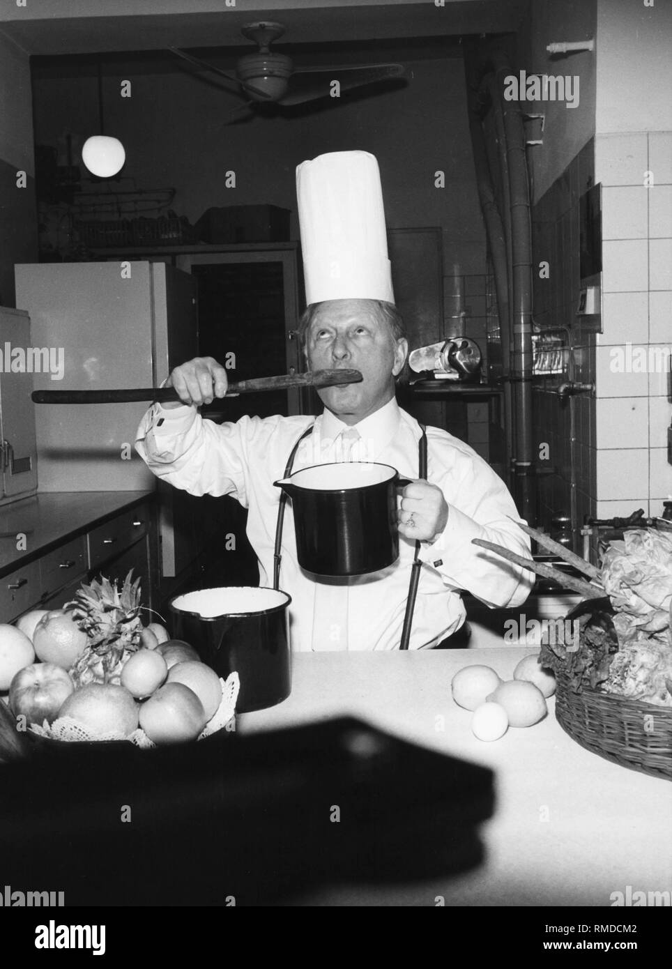 Charlie Cook High Resolution Stock Photography and Images - Alamy