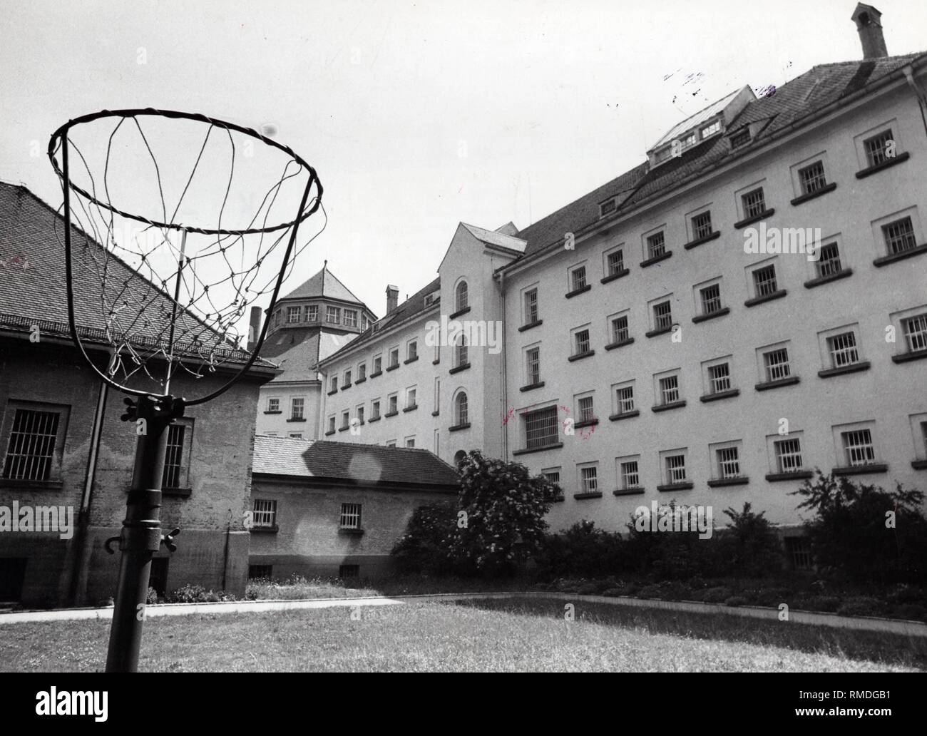 Bavarian women's prison in Aichach Stock Photo - Alamy