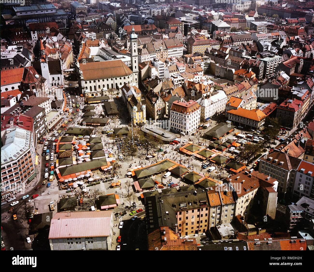 Aerial photos munich pictures hi-res stock photography and images - Alamy