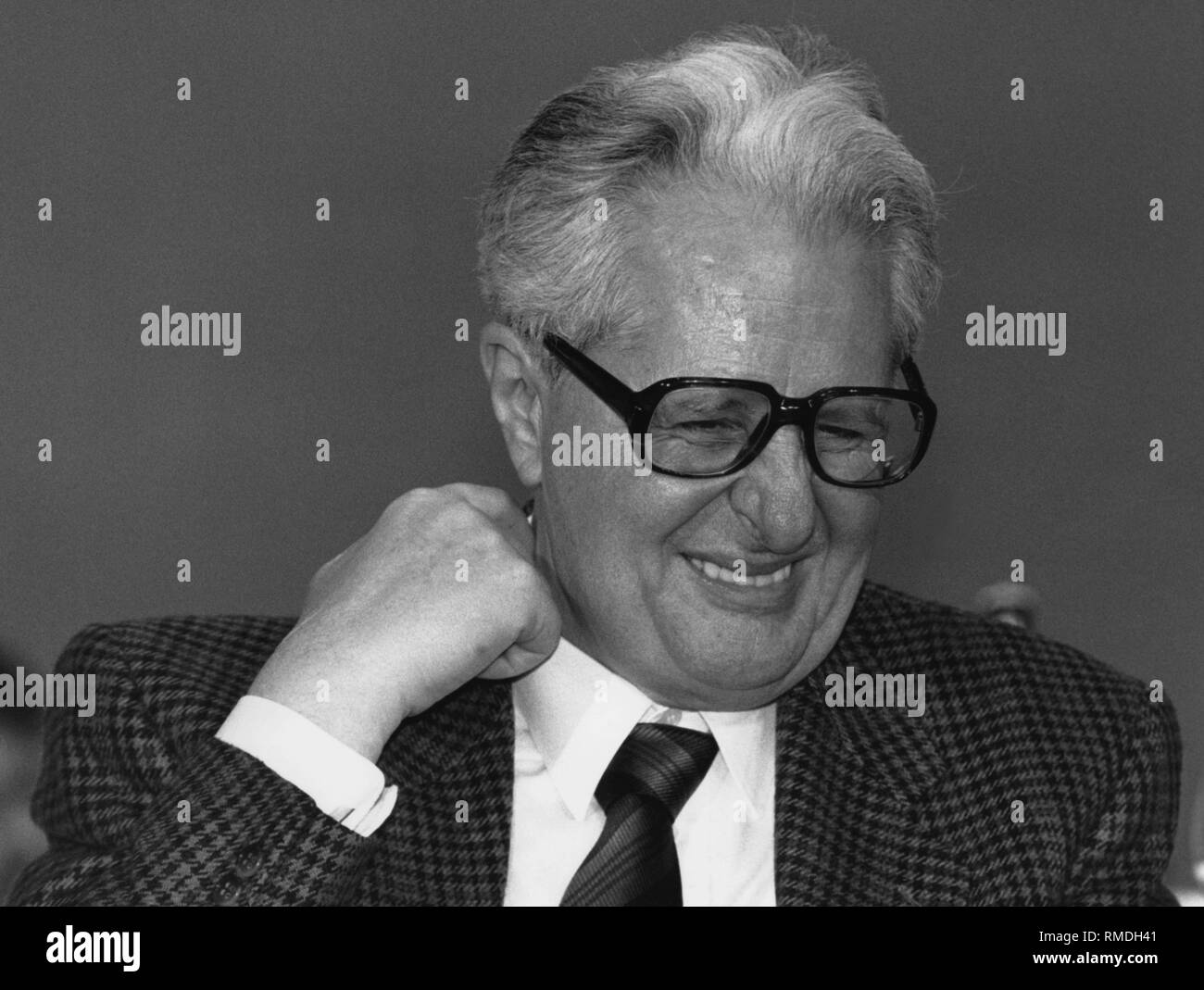 1989 hi-res stock photography and images - Alamy