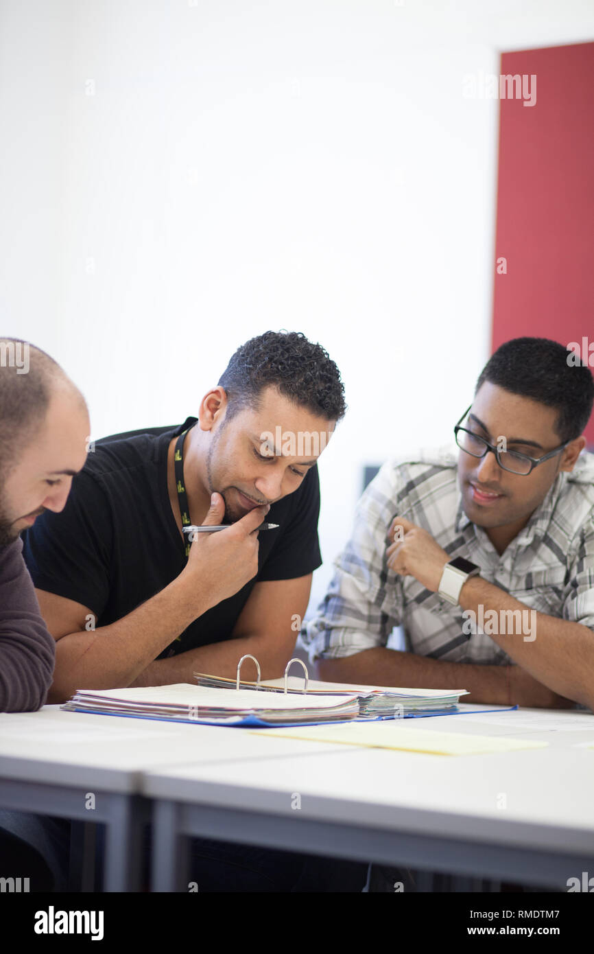 Adult student learners in a classroom during a PGCE class Stock Photo ...