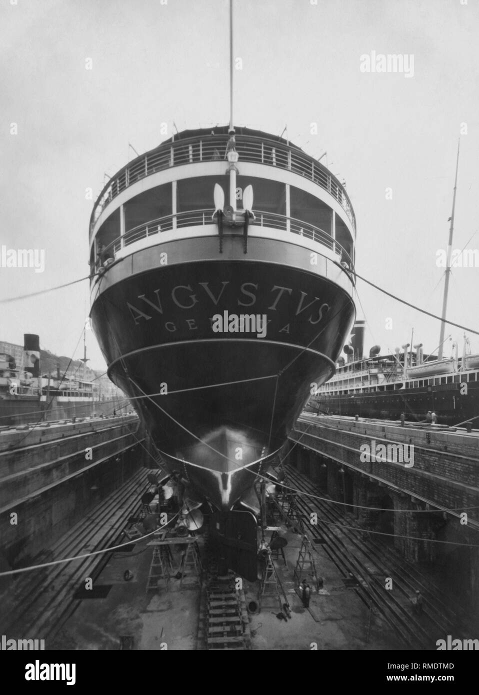 italy, liguria, genoa, augustus ship, 1950 Stock Photo - Alamy