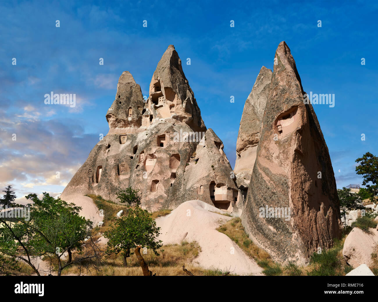 Pictures & images of the cave city houses in the rock formations ...