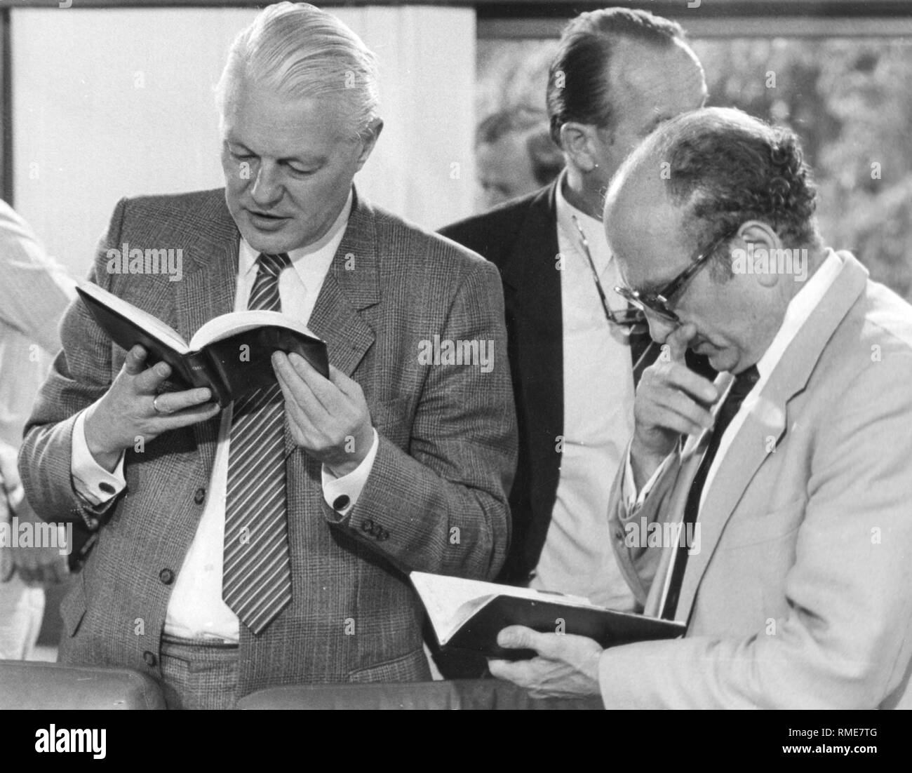 Otto lambsdorff Black and White Stock Photos & Images - Alamy