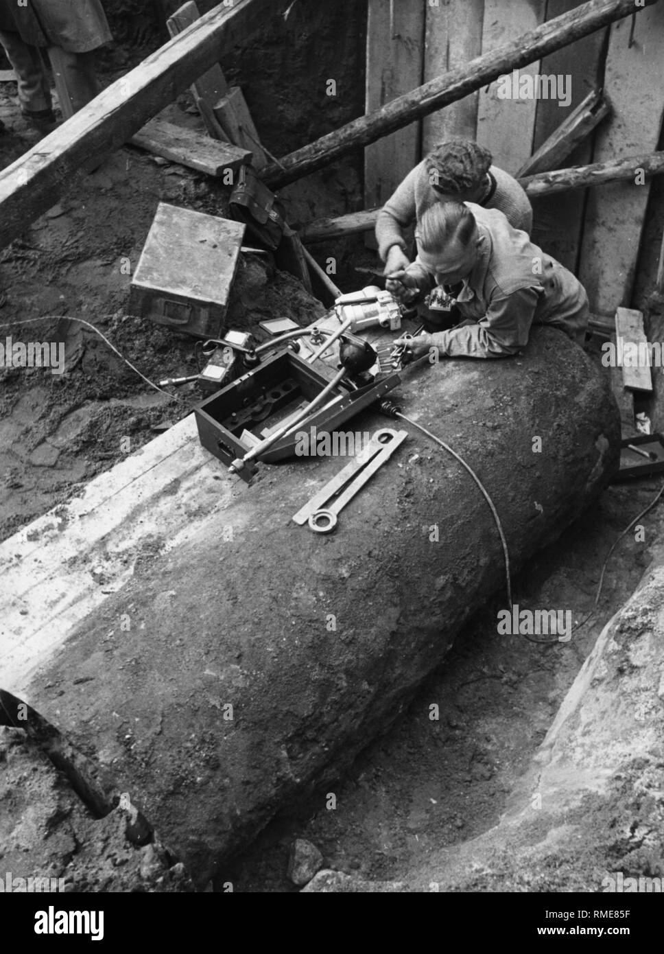 Blasting Operations High Resolution Stock Photography and Images - Alamy