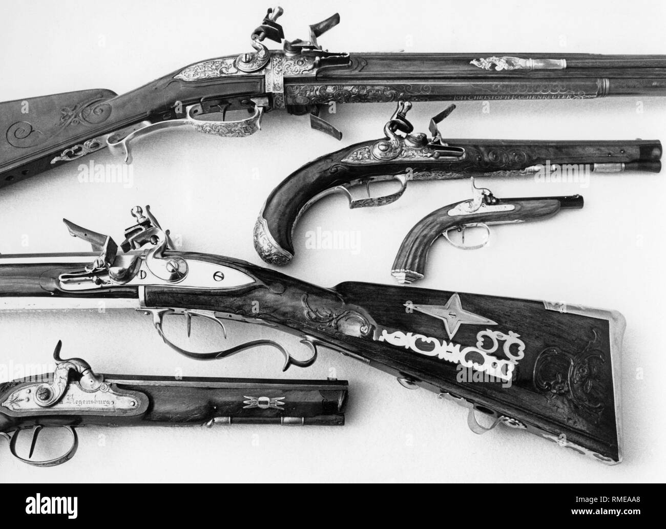 Flintlock Hunting Gun High Resolution Stock Photography and Images - Alamy