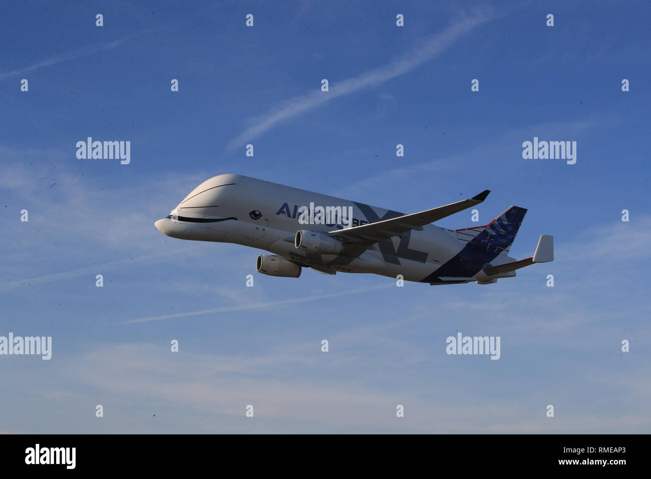 Airbus' BelugaXL super-transporter aircraft arrives at Hawarden ...