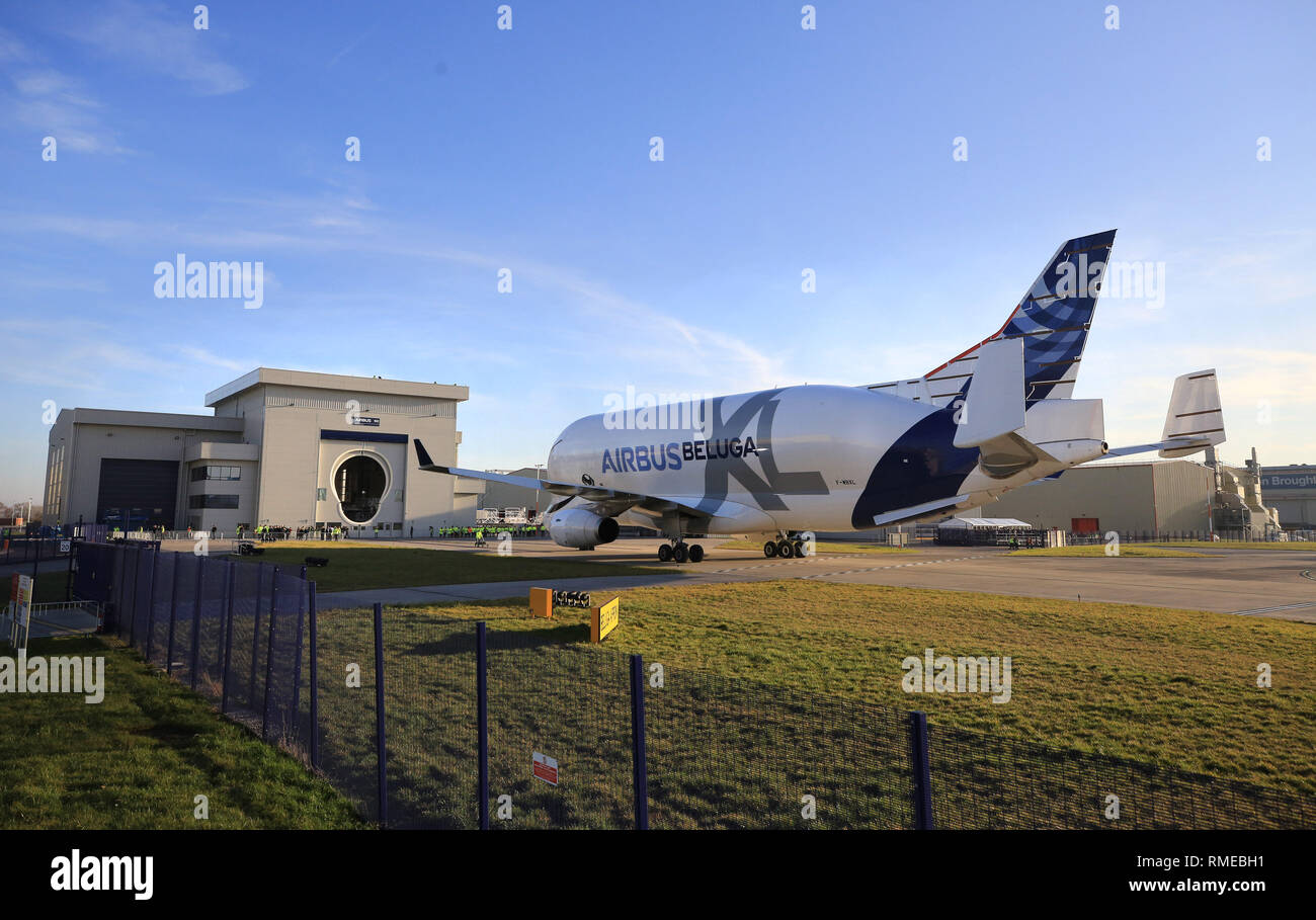 Airbus' BelugaXL super-transporter aircraft arrives at Hawarden ...