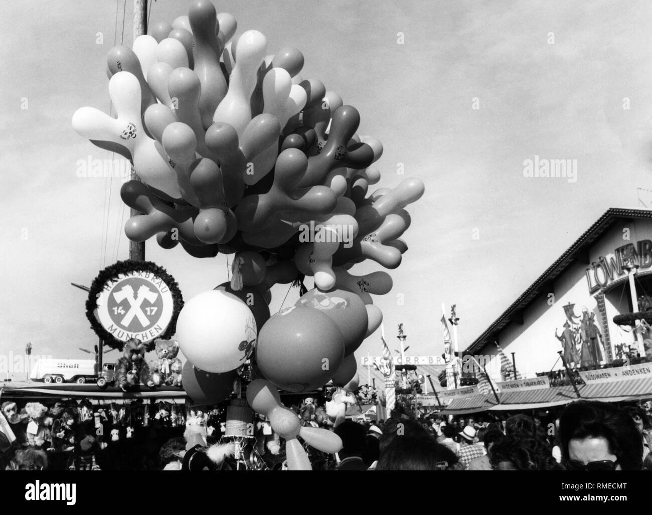 Balloons at the Oktoberfest in Munich Stock Photo - Alamy