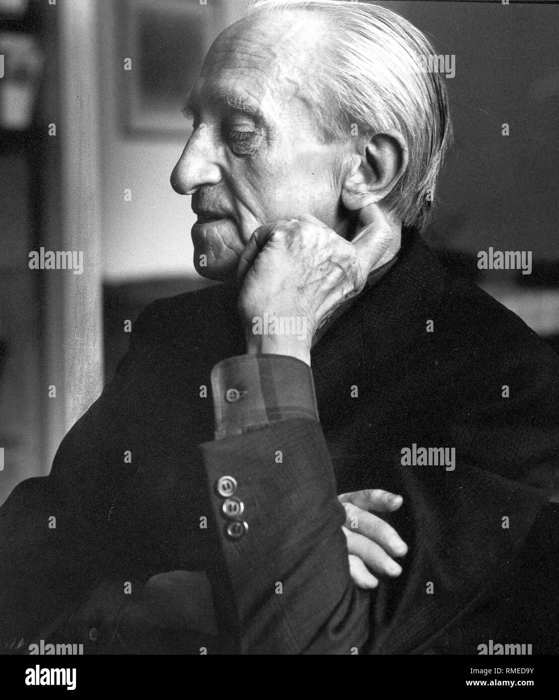Hans heinz stuckenschmidt hi-res stock photography and images - Alamy