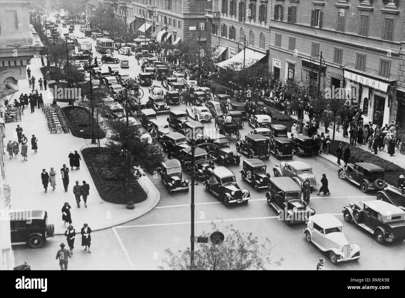 Via veneto and rome Black and White Stock Photos & Images - Alamy