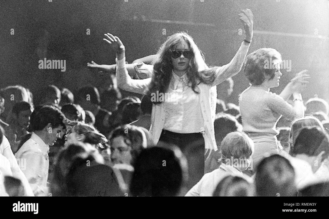 Dancing teenagers at the Teenage Fair in Dusseldorf in August 1969 ...