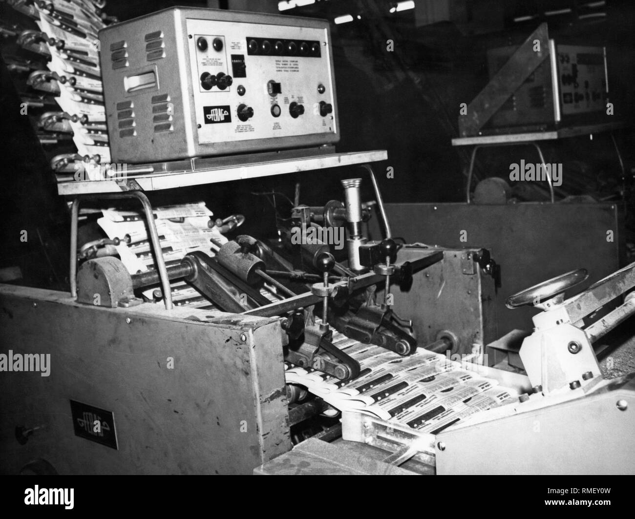 Newspaper Printing Press Black and White Stock Photos & Images - Alamy