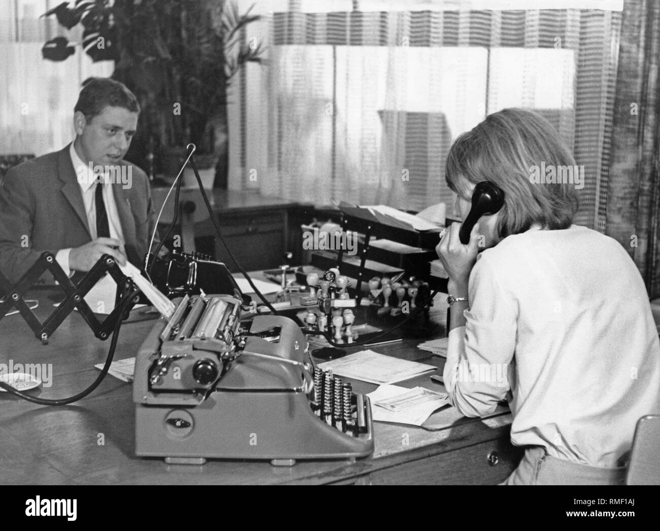 Employees in an office in the 1960s Stock Photo - Alamy