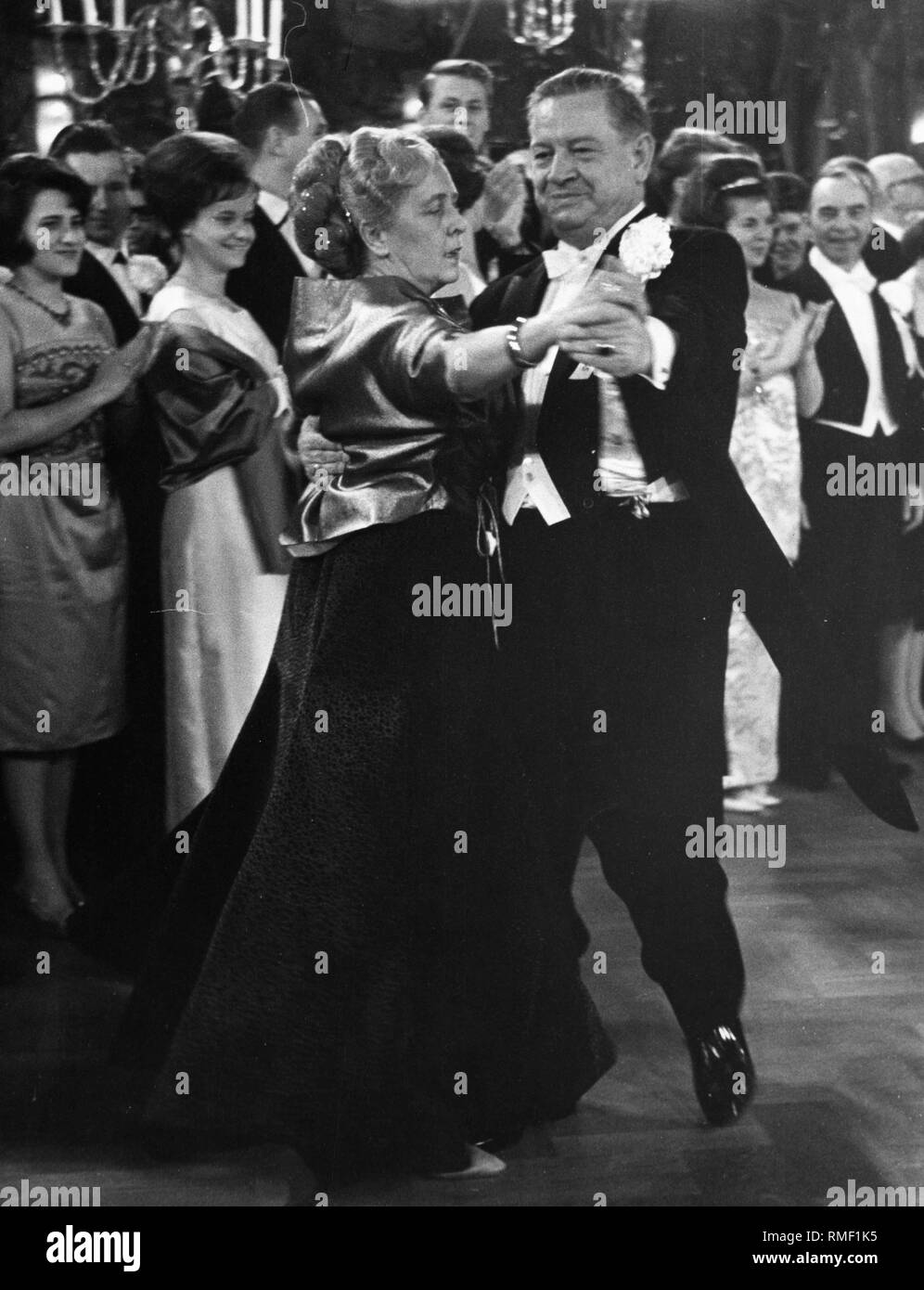 Dancing 1965 Black and White Stock Photos & Images - Alamy