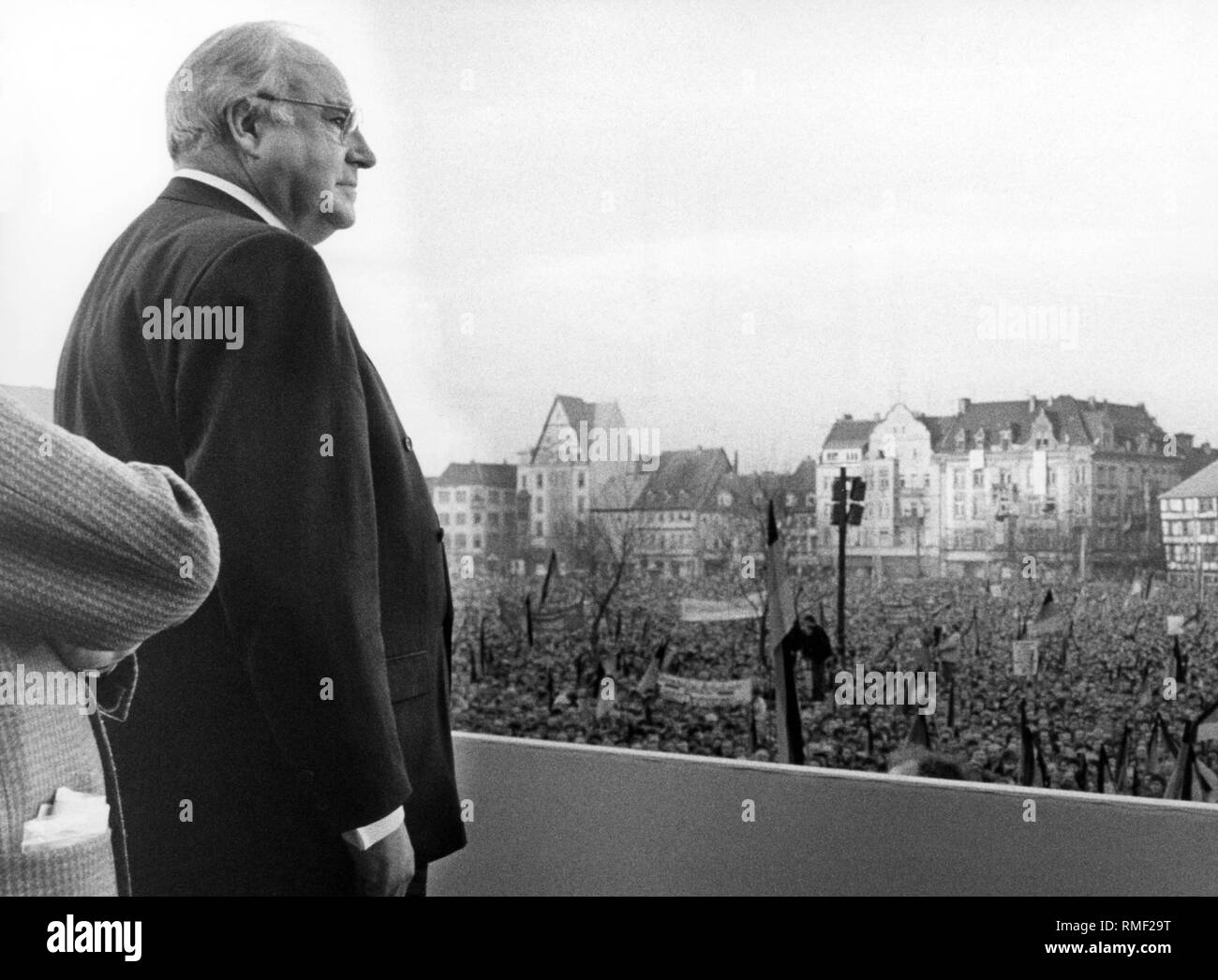 Chancellor and CDU chairman at an election rally in Erfurt. The ...