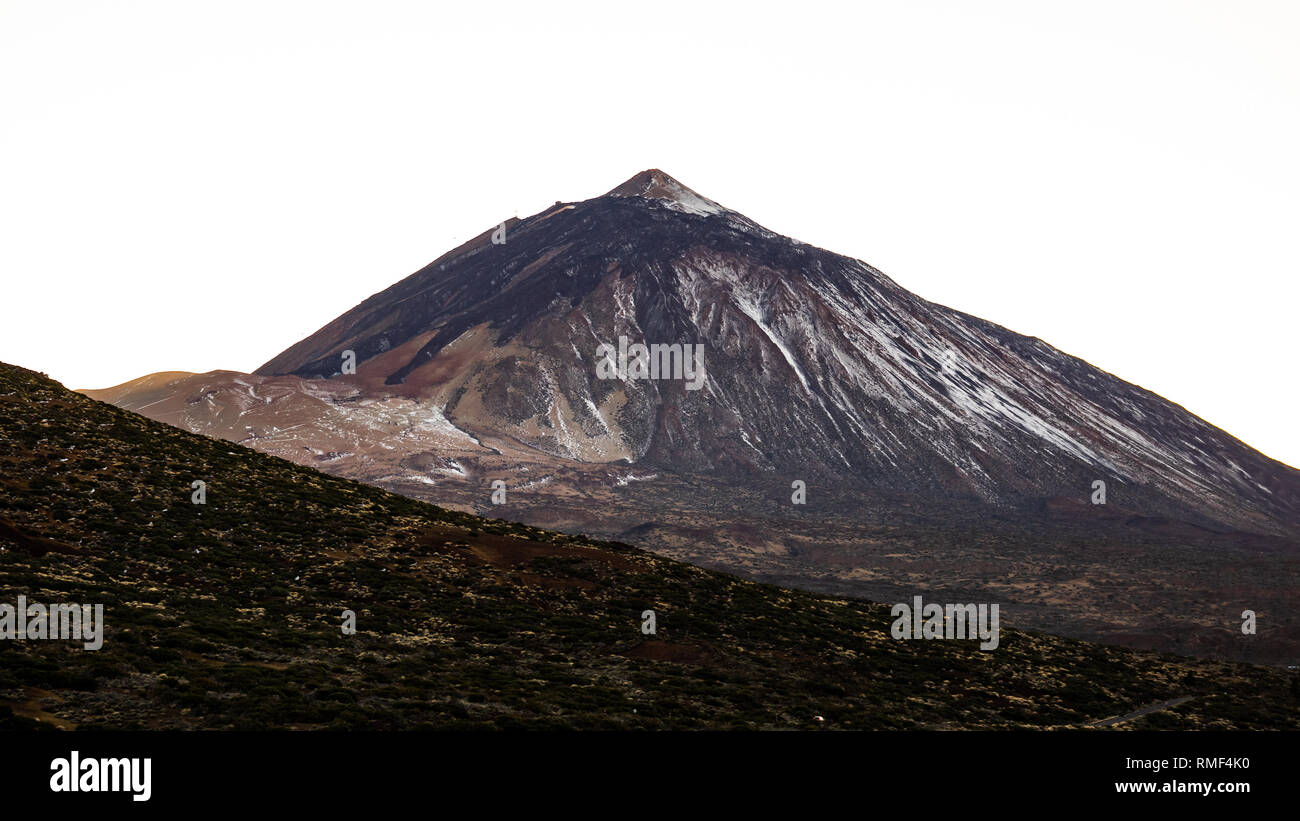 Sunset with Teide volcano and white sky in Tenerife Stock Photo - Alamy