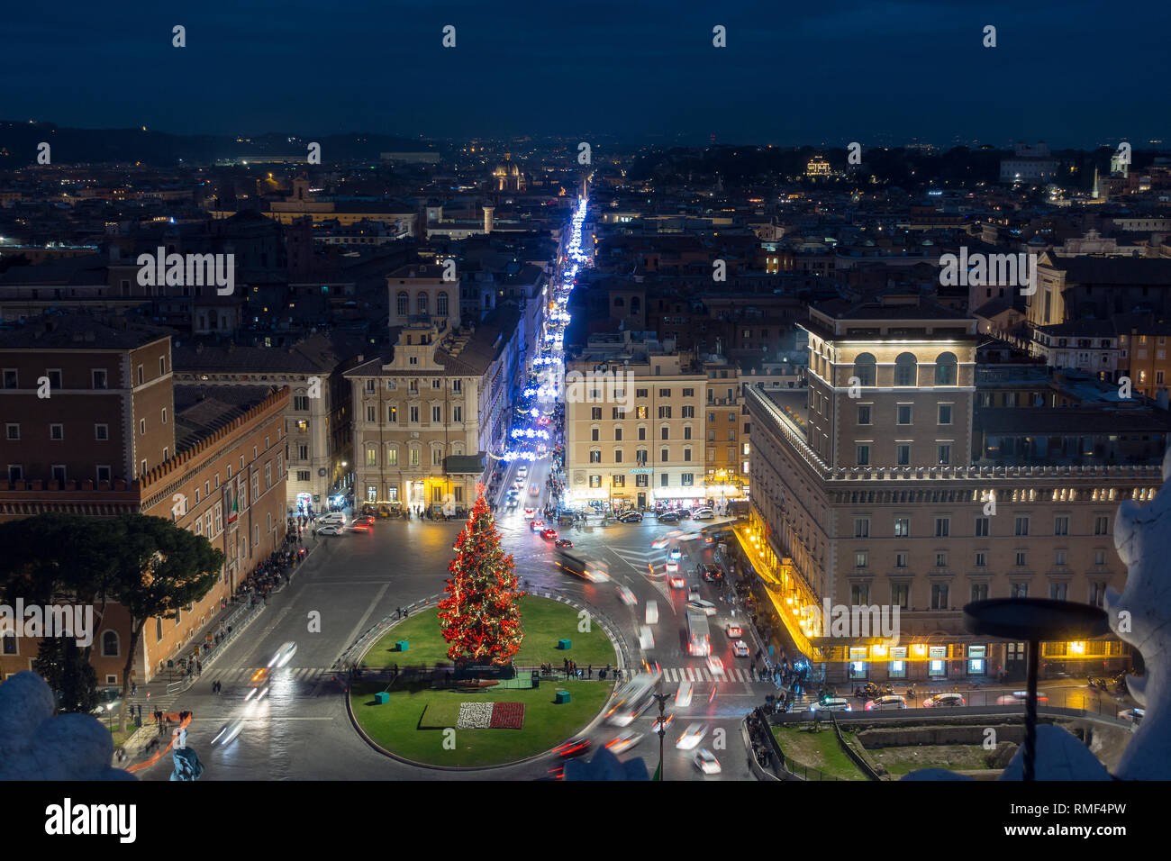 Anfiteatro flavio colosseo roma hi-res stock photography and images - Alamy