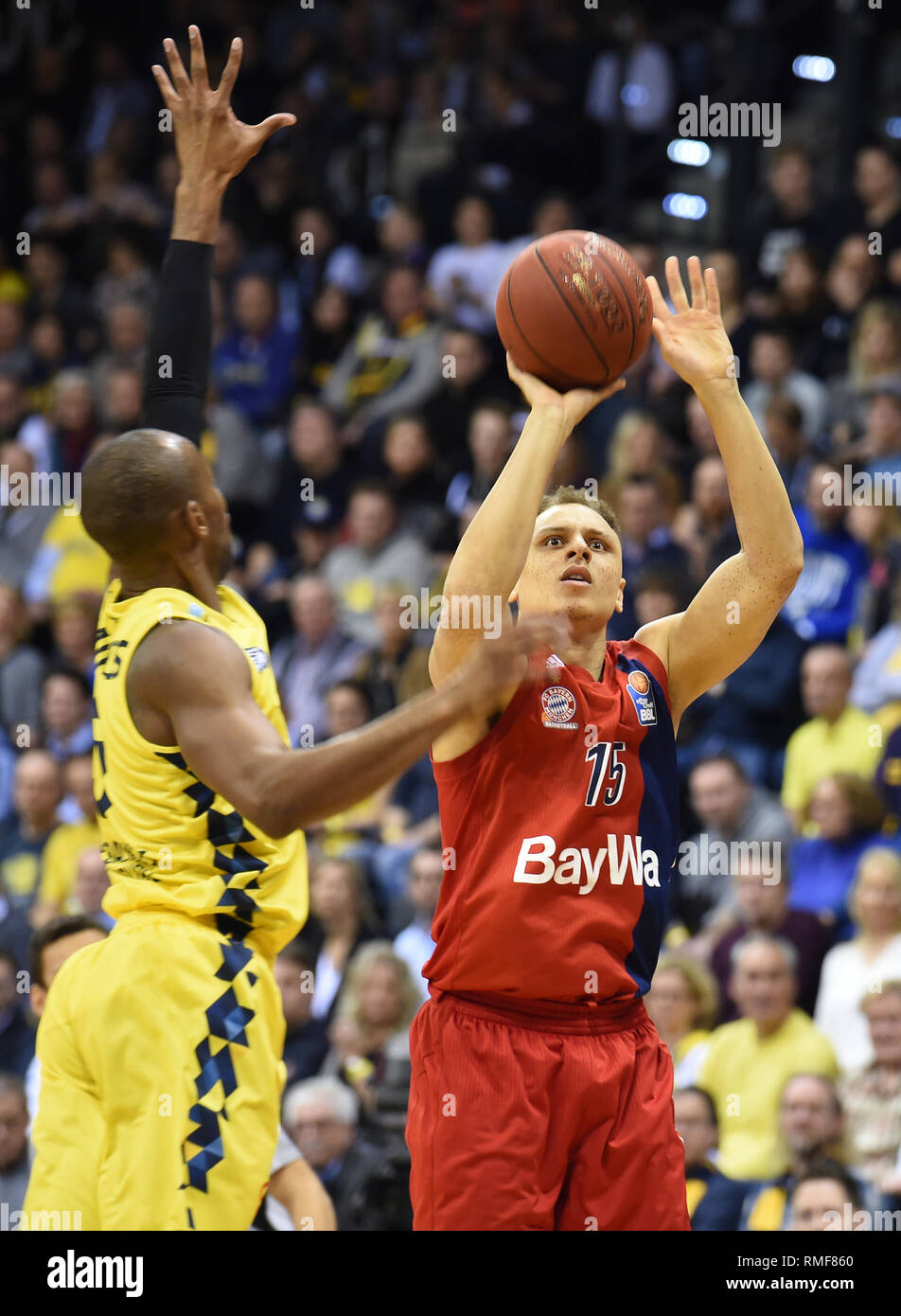Oldenburg, Germany. 14th Feb, 2019. Basketball: Bundesliga, EWE Baskets ...