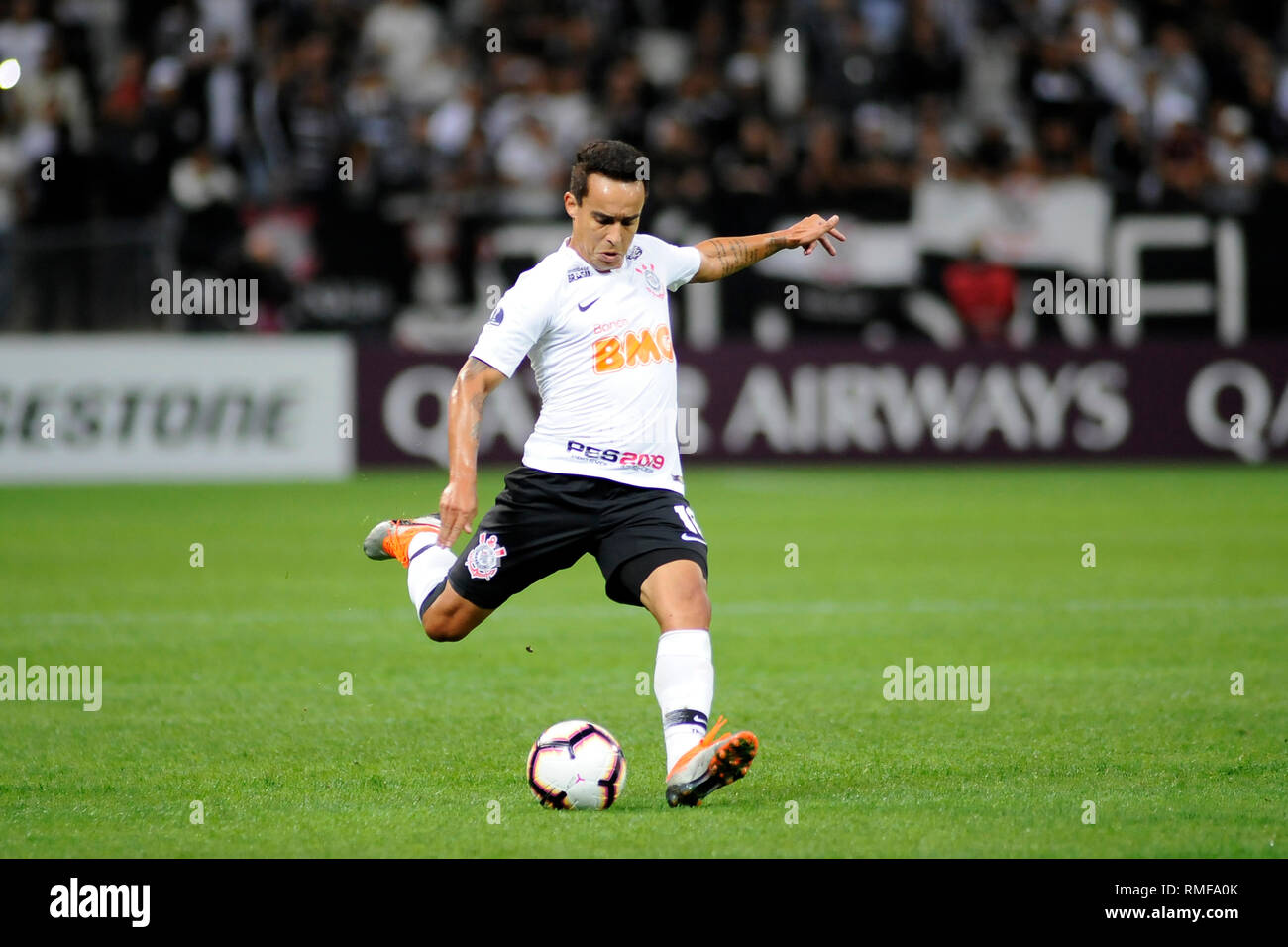 Corinthians X Racing-ARG - Corinthians' Jadson player contests bid with ...