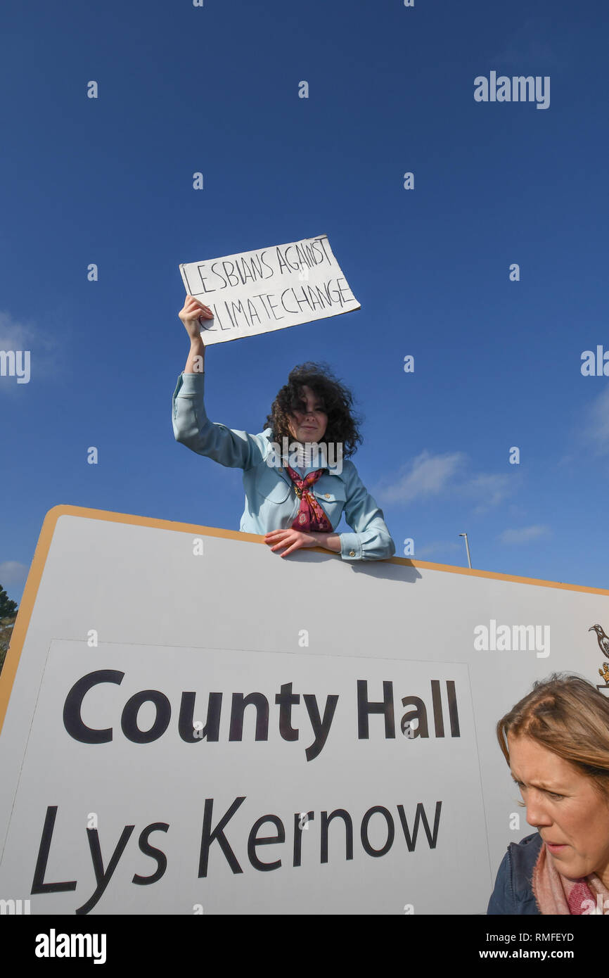 County Hall, Truro, Cornwall, UK. 15th Feb 2019. Students of all ages ...