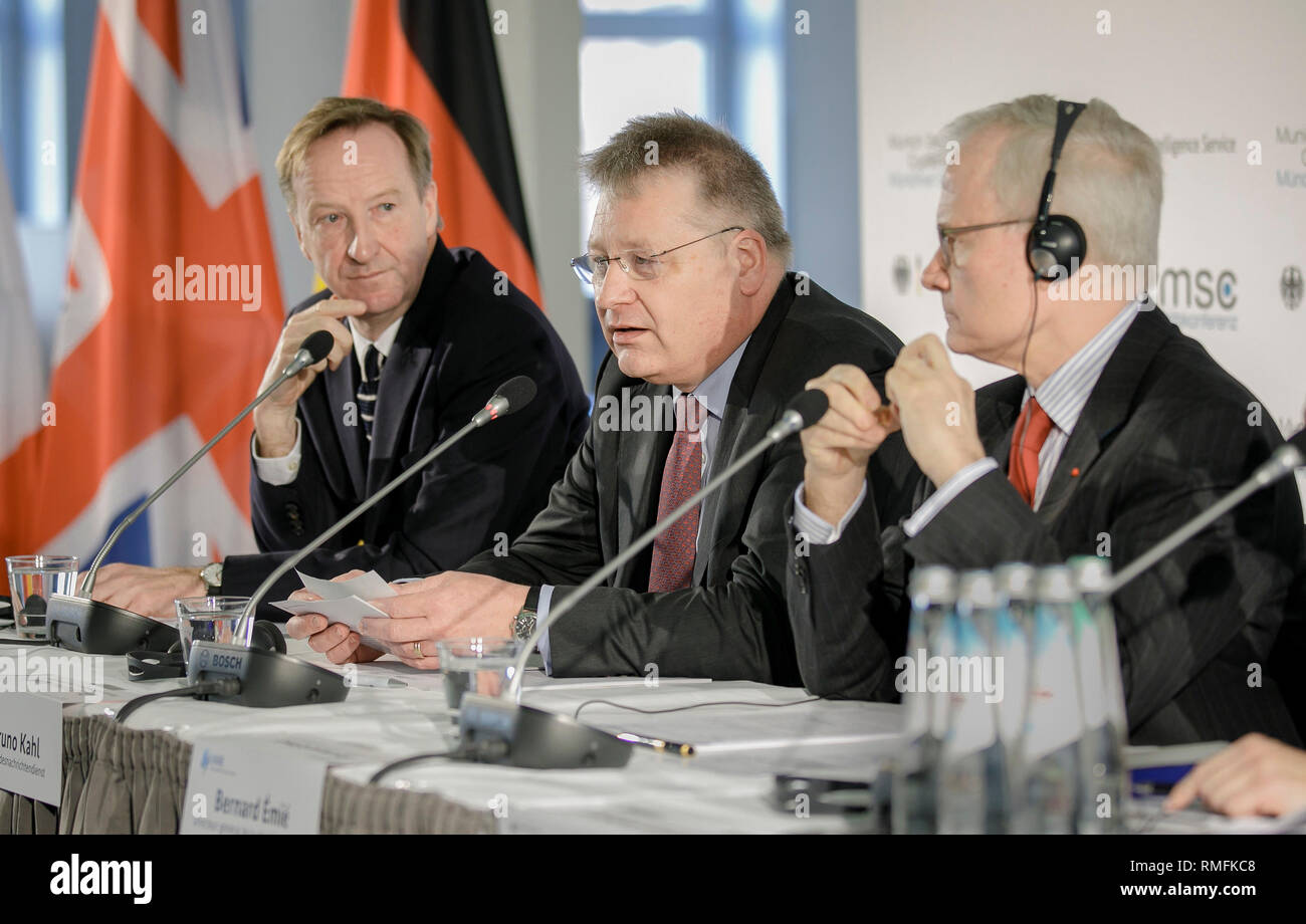 Dgse intelligence hi-res stock photography and images - Alamy