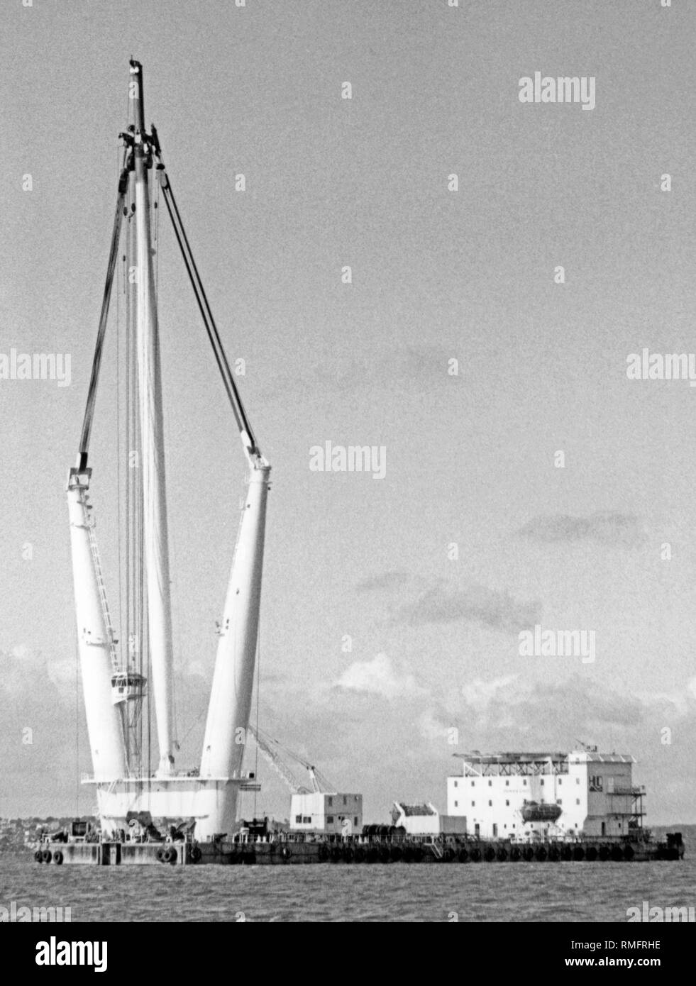 The floating crane "Tog Mor" before the salvage of the English battleship "Mary Rose", which was ...