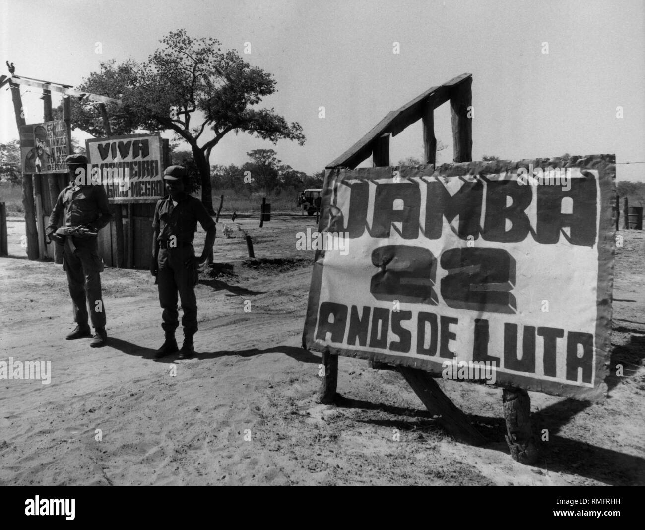 Unita angola civil war Black and White Stock Photos & Images - Alamy