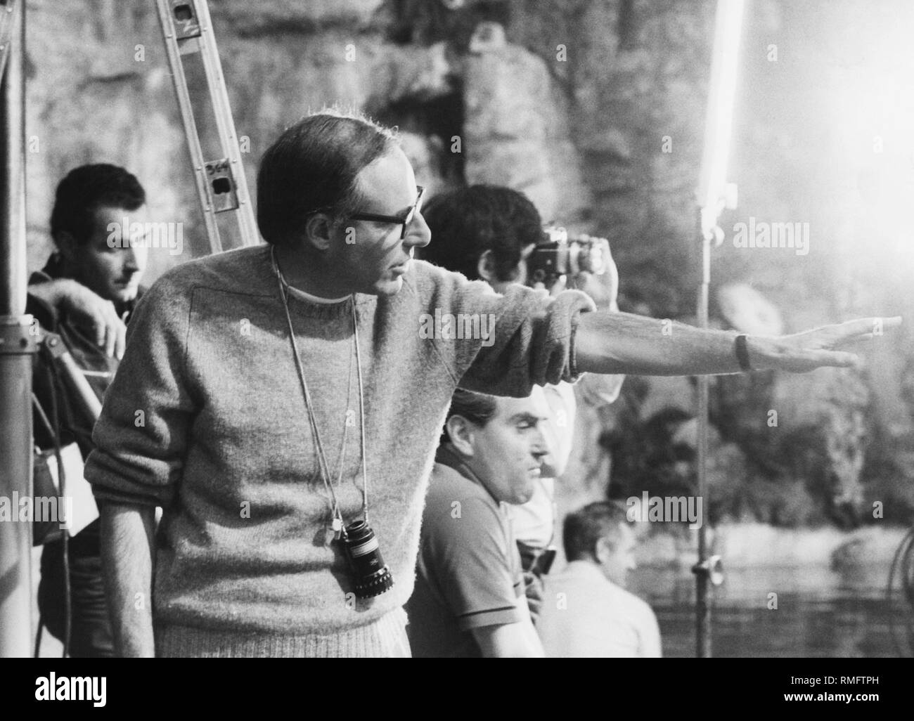 Mel stuart director hi-res stock photography and images - Alamy
