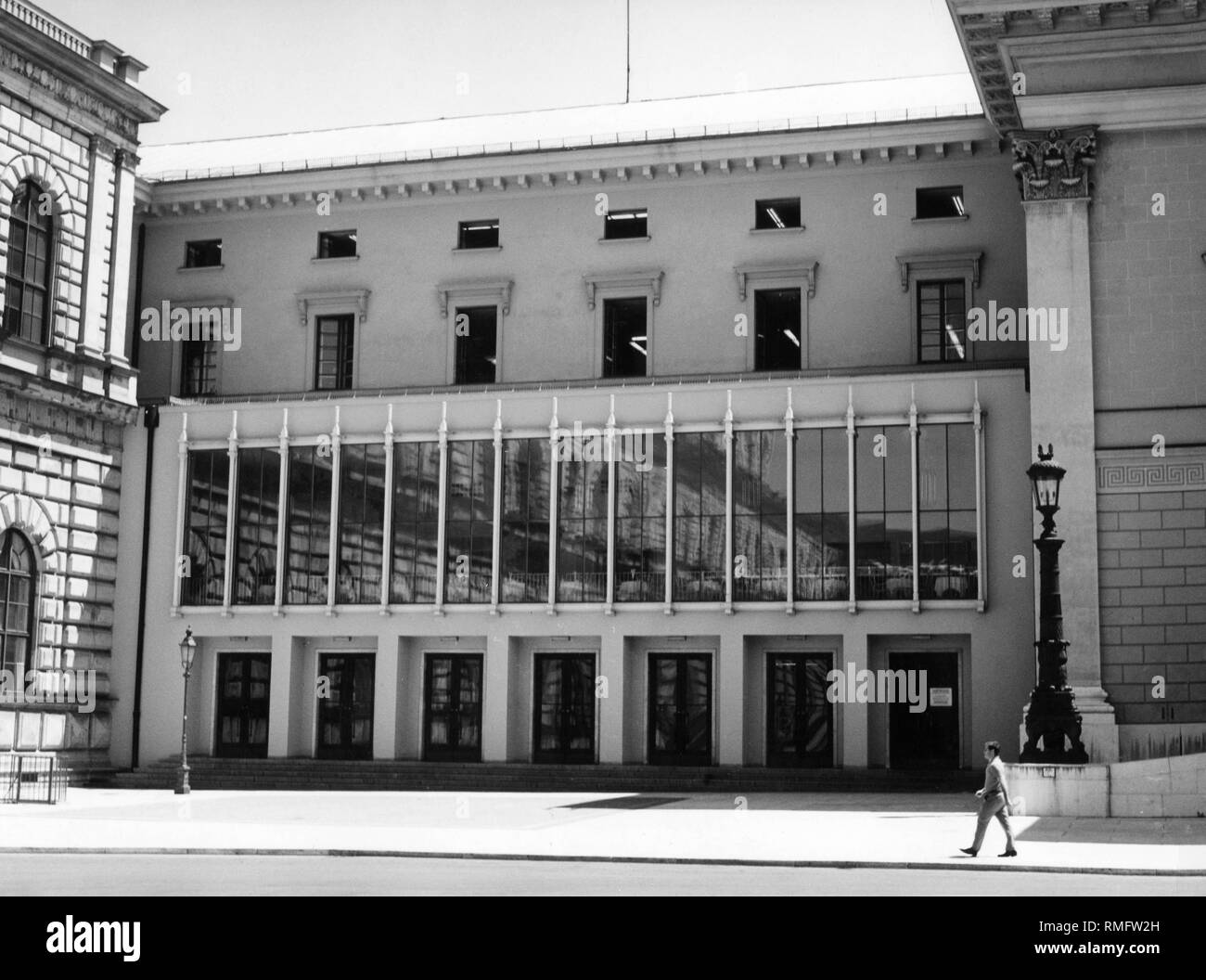 View of the old Munich Residenztheater 20 years before the renovation ...