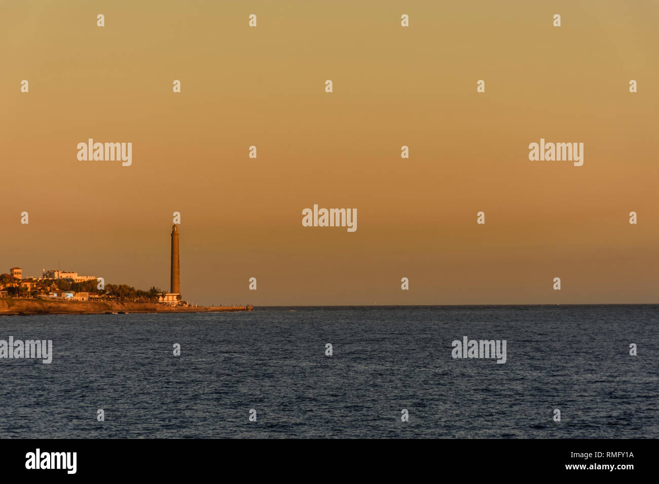 Faro harbour sunset hi-res stock photography and images - Alamy