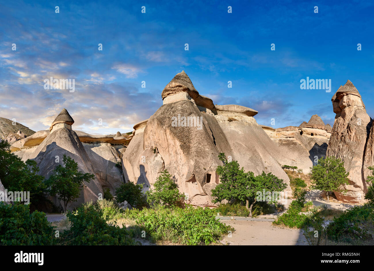 Pictures & images of the fairy chimney rock formations and rock pillars ...