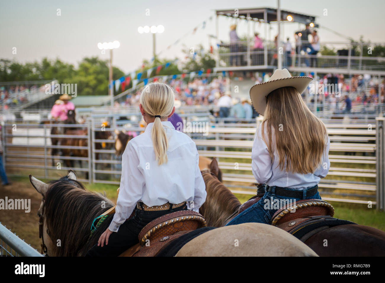 Teenage Cowgirls High Resolution Stock Photography and Images - Alamy