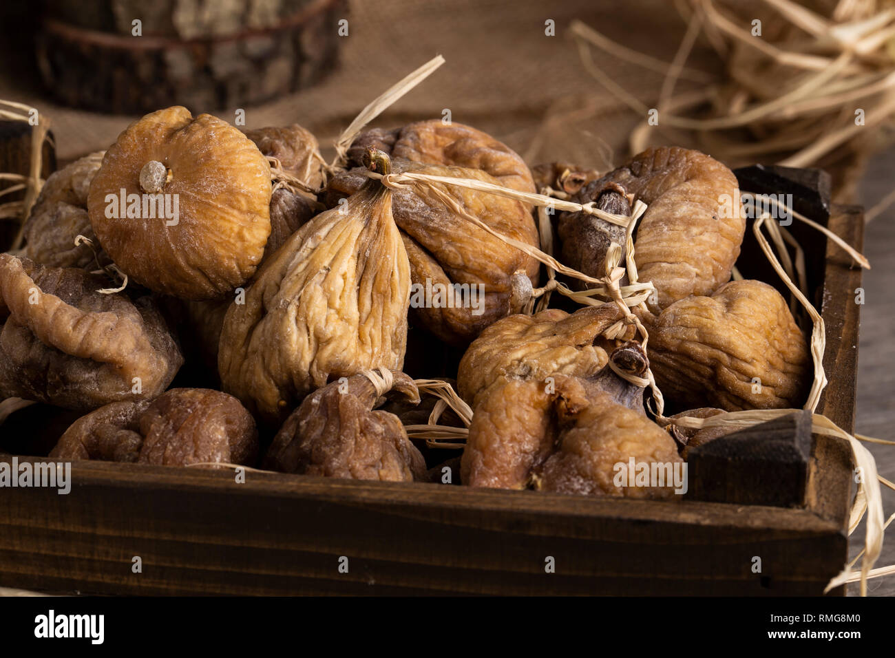 dried fig close up Stock Photo - Alamy