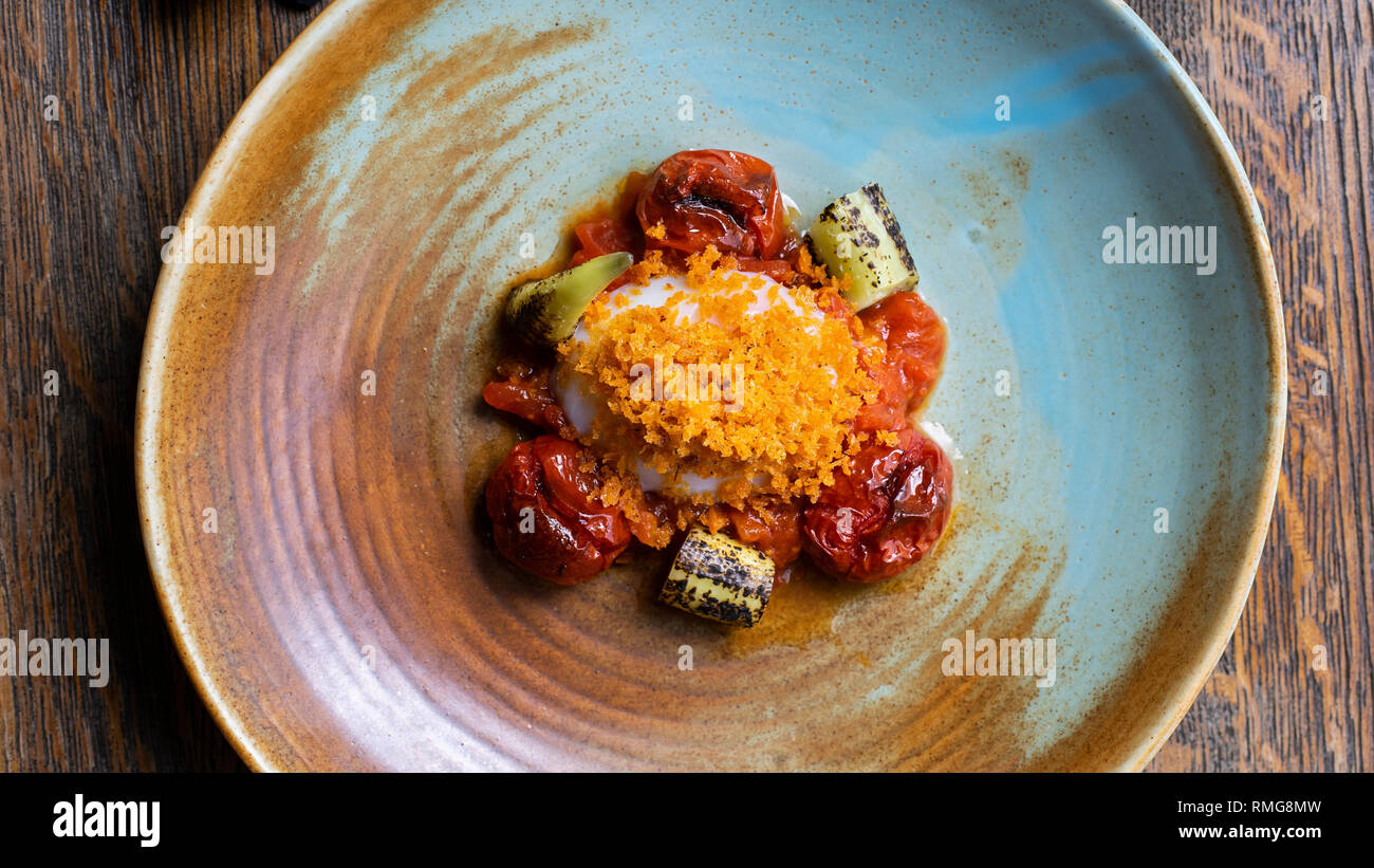 Small plates dinner party hi-res stock photography and images - Alamy