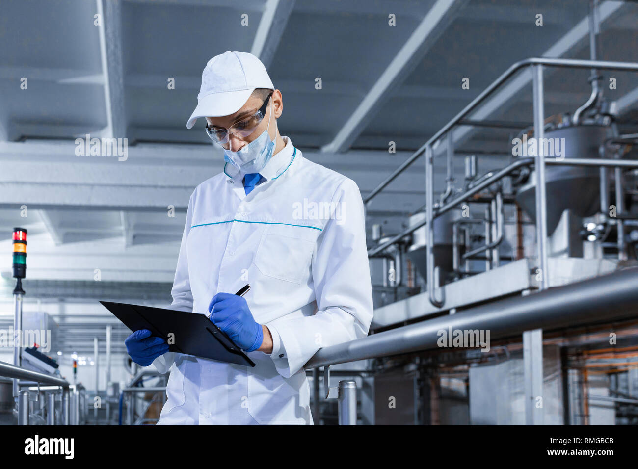 Risk assessment statistics hi-res stock photography and images - Alamy