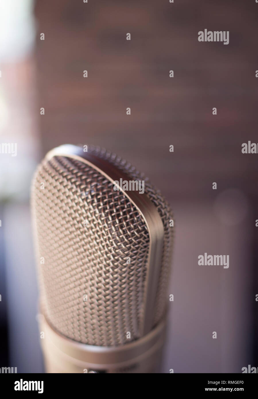 Radio dj booth hi-res stock photography and images - Alamy