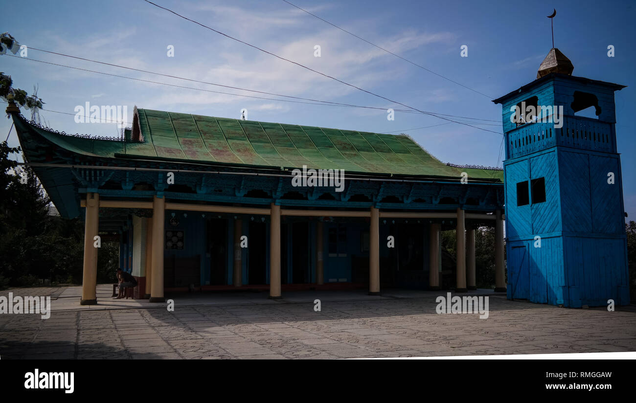 Exterior view to dungan mosque in Karakol at Kyrgyzstan Stock Photo - Alamy