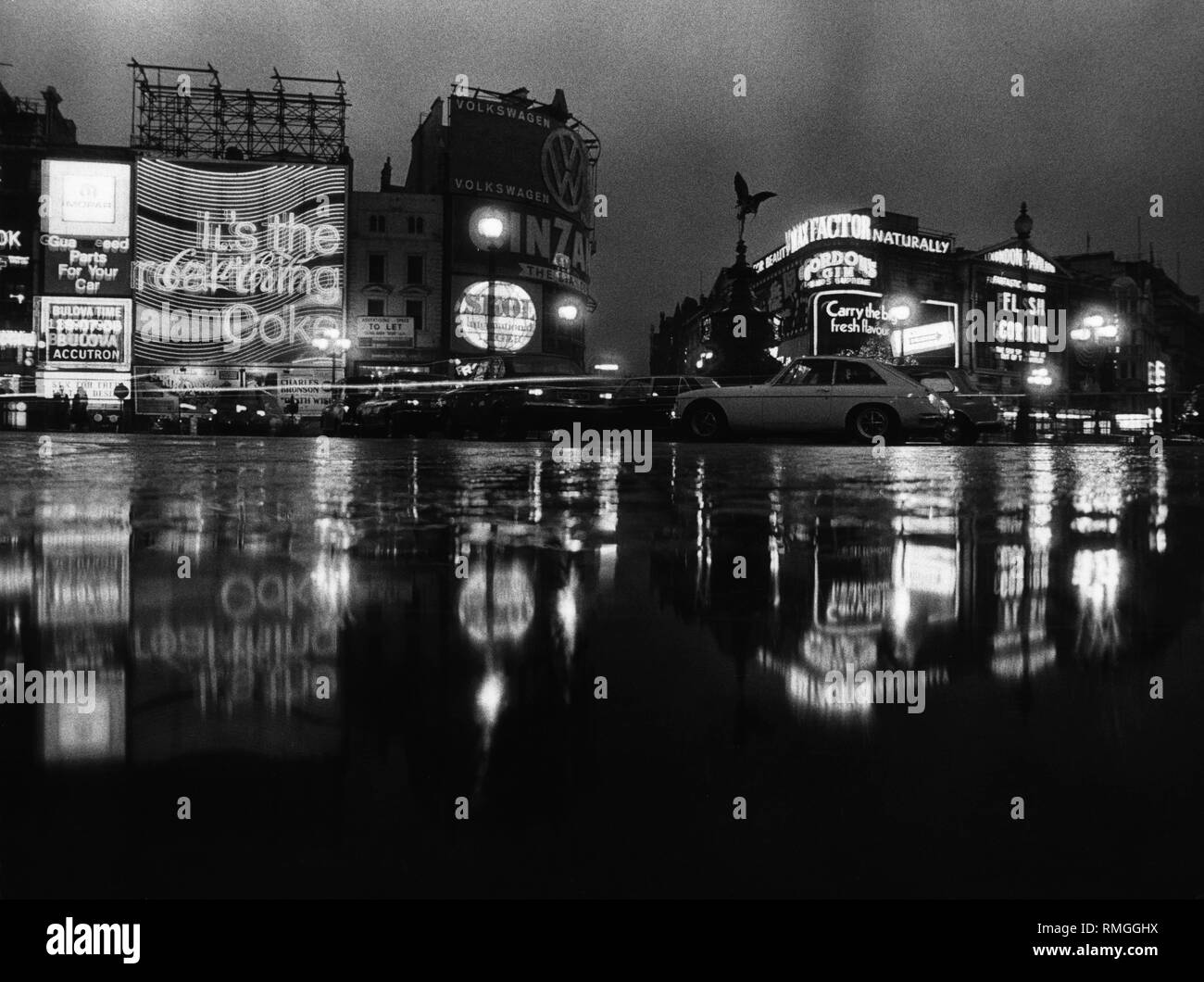 1982 london hi-res stock photography and images - Alamy