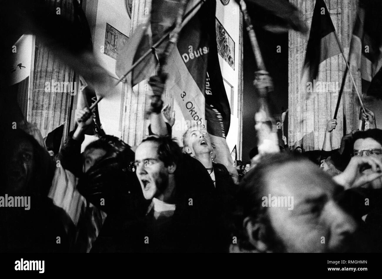 German reunification 1990 hi-res stock photography and images - Alamy
