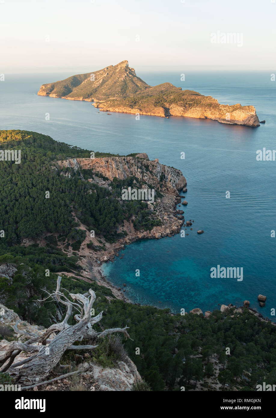 Isla dragonera hi-res stock photography and images - Alamy