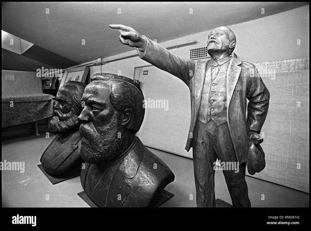 Marx, engels and lenin hi-res stock photography and images - Alamy