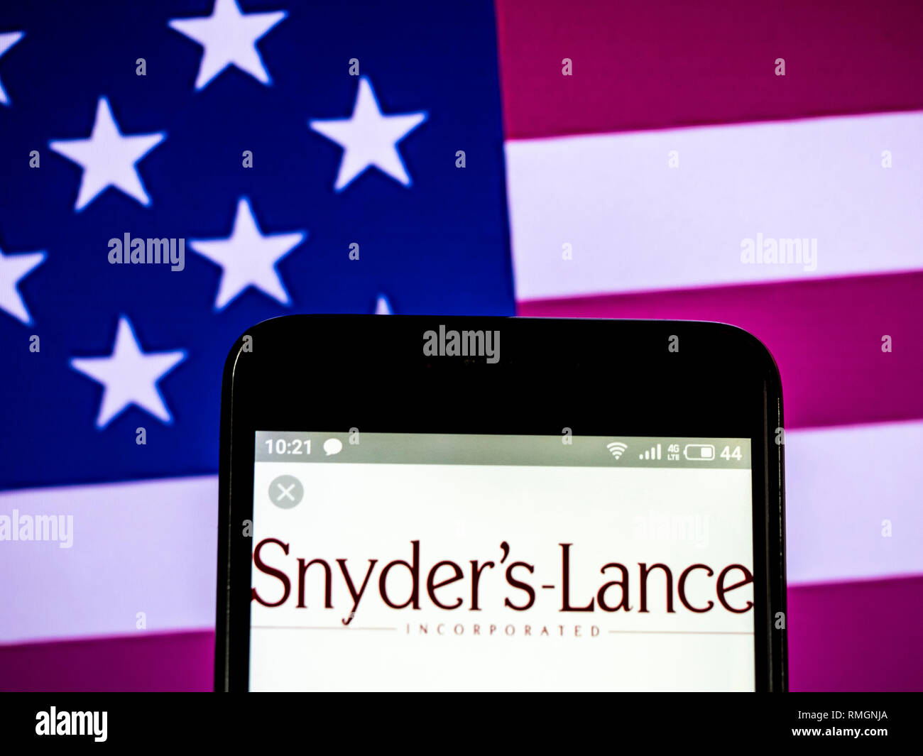 Snyder's-Lance, Inc. logo seen displayed on smart phone Stock Photo - Alamy