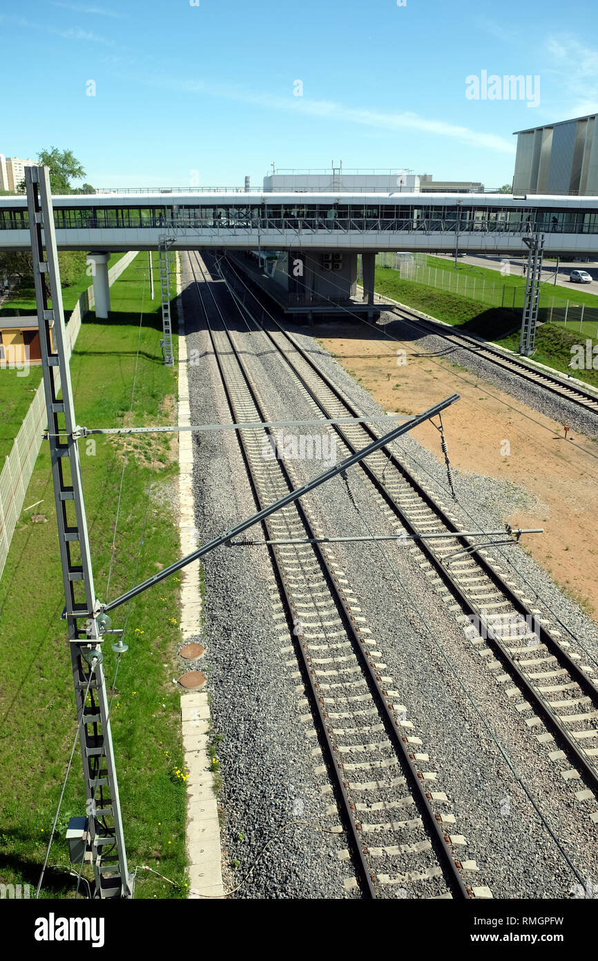 Tracks and railways hi-res stock photography and images - Alamy