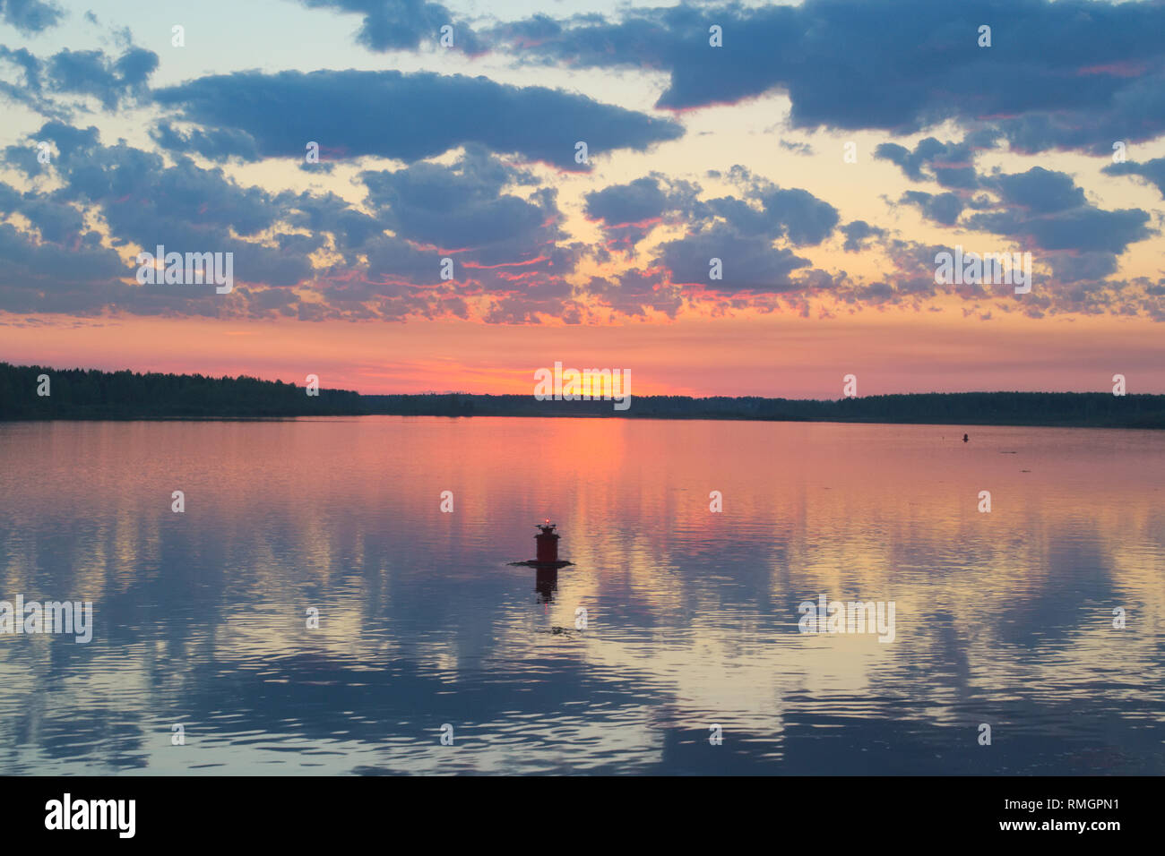 Sunrise over red river hi-res stock photography and images - Alamy