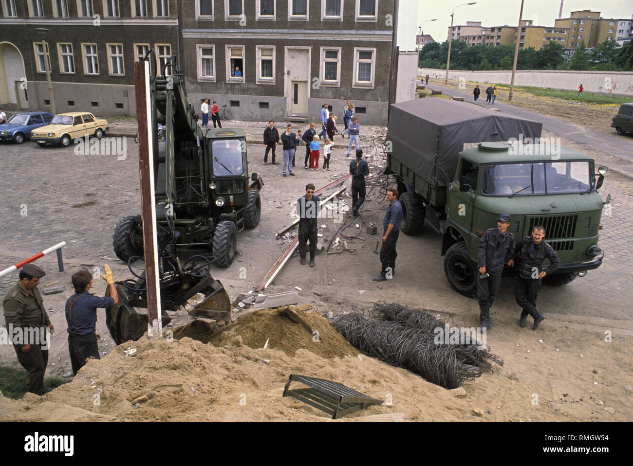 Demolition curtain hi-res stock photography and images - Alamy
