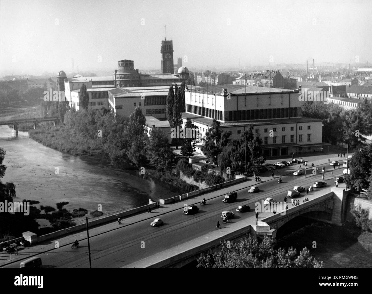 Deutsches museum munich hi-res stock photography and images - Alamy