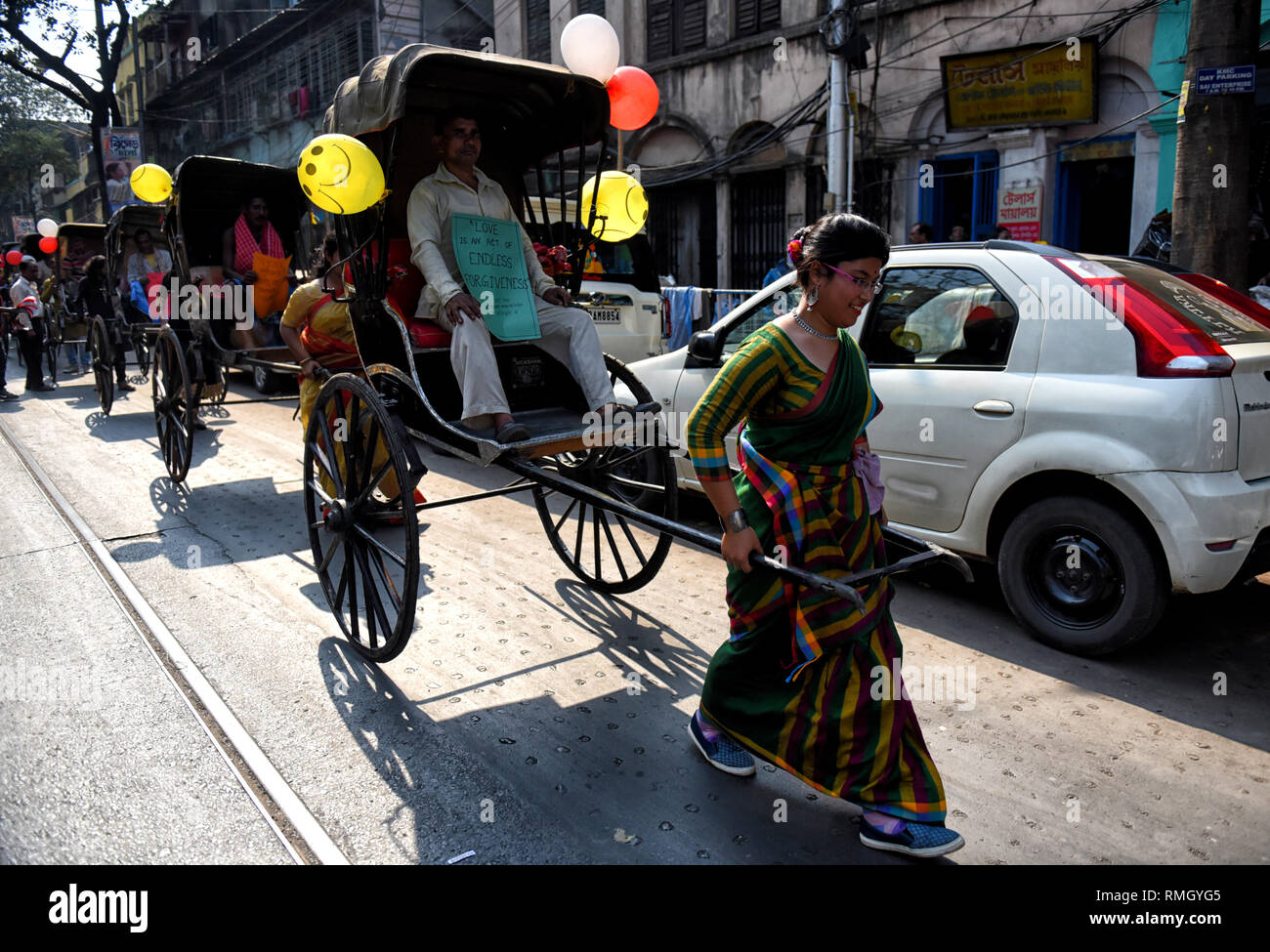 Woman seen pulling the Hand Rickshaw along with their drivers on ...
