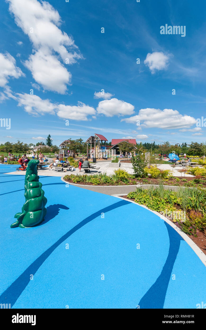 Crossroads water spray playground hi-res stock photography and images ...