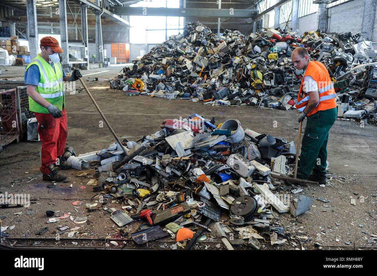 GERMANY, Hamburg, recycling of electronical scrap and old consumer ...